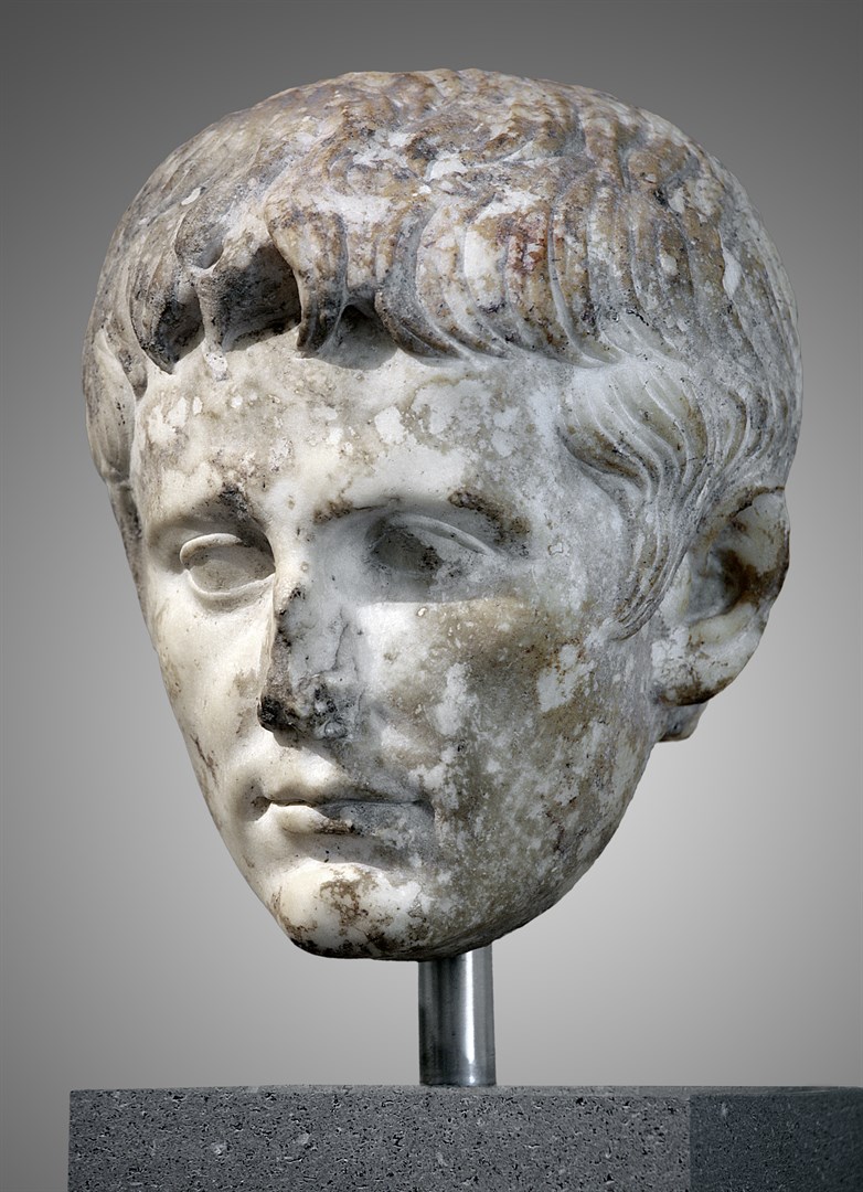 Portraiture of Augustus | The Multidisciplinarian
