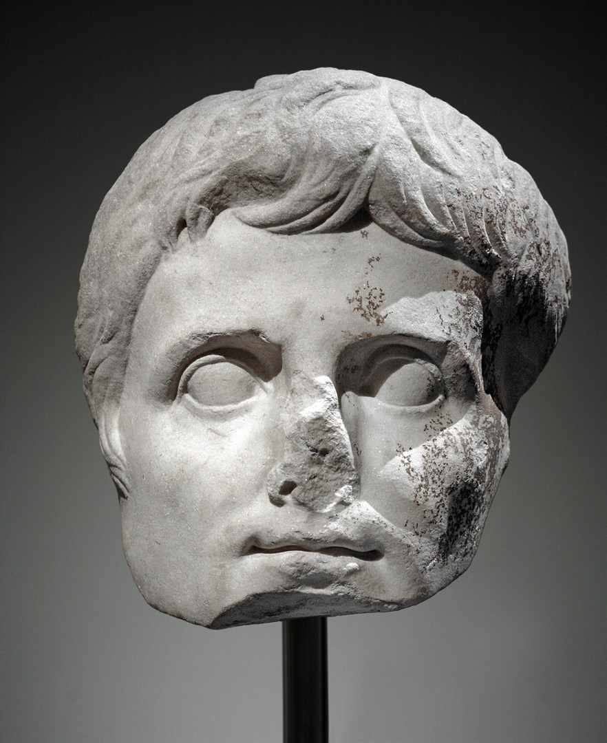 Portraiture of Augustus | The Multidisciplinarian