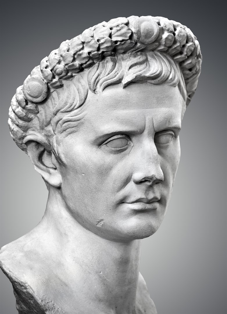 Portraiture of Augustus | The Multidisciplinarian