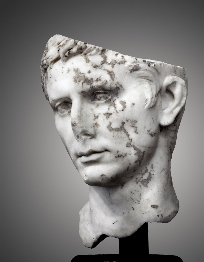 Portraiture of Augustus | The Multidisciplinarian