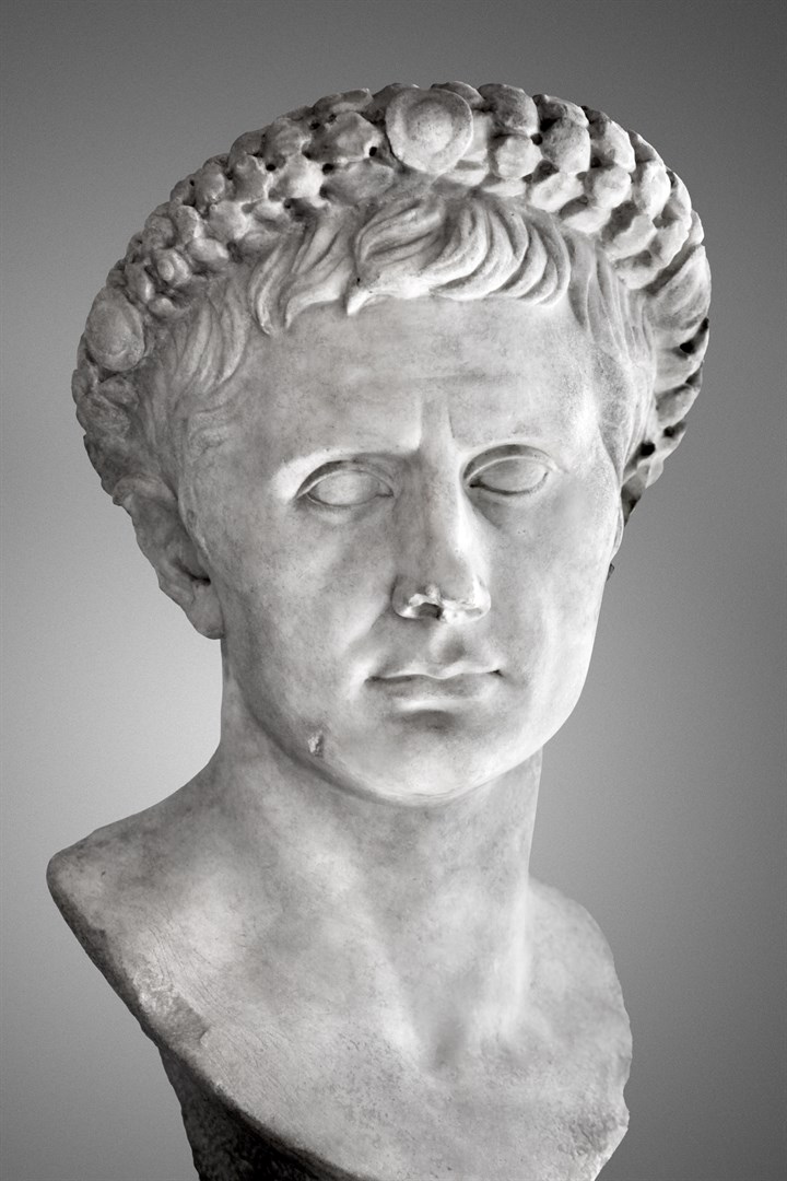 Portraiture of Augustus | The Multidisciplinarian
